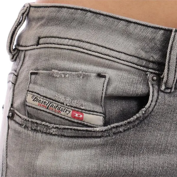 DIESEL® Slnkr Straight Leg Jeans