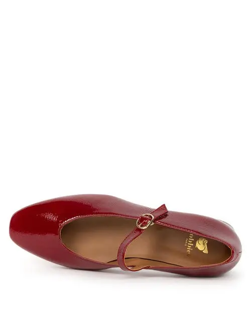 BOBBIES Arel Pumps & Mary Janes