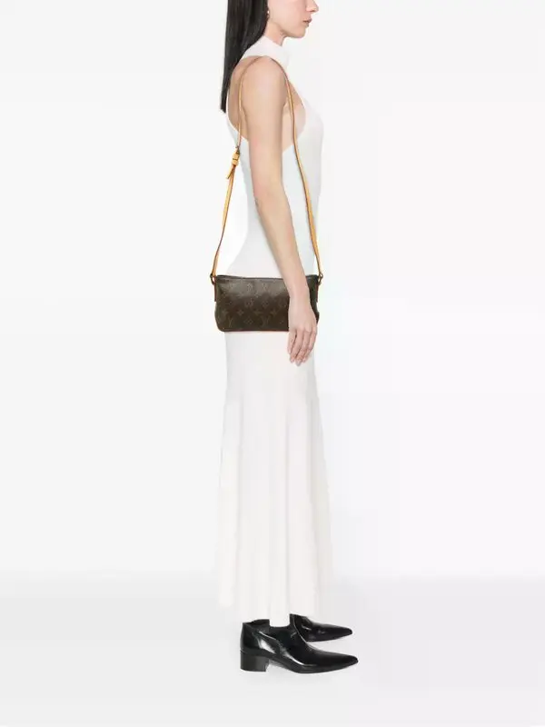 LOUIS VUITTON 2003 Monogram Trotteur Crossbody Bag