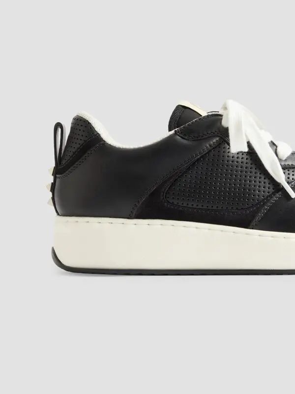 Valentino Garavani Riseone Sneakers In Nappa Calfskin - Black