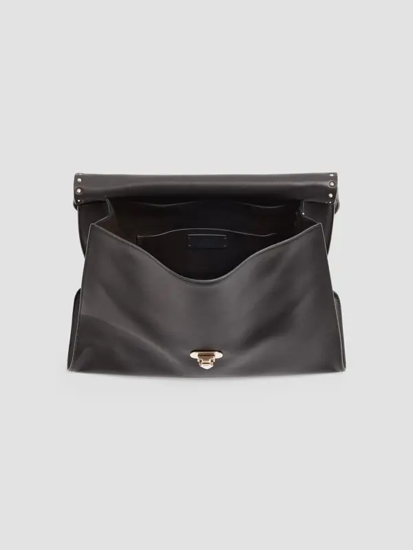 Valentino Garavani Rockstud Maxxing Large Shoulder Bag In Smooth Calfskin - Black