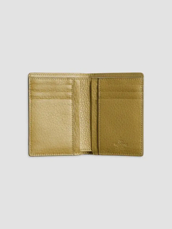 Valentino Garavani Rockstud Cardholder In Grainy Calfskin