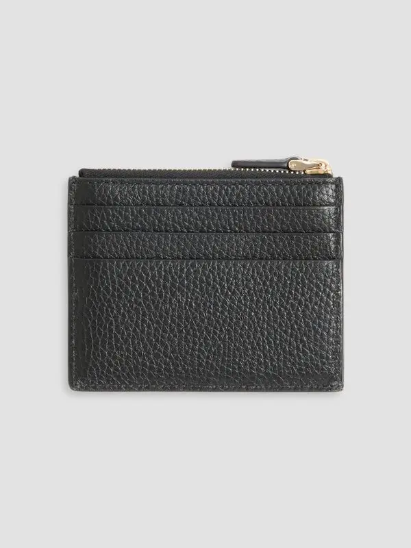Valentino Garavani Rockstud Cardholder With Zipper In Grainy Calfskin