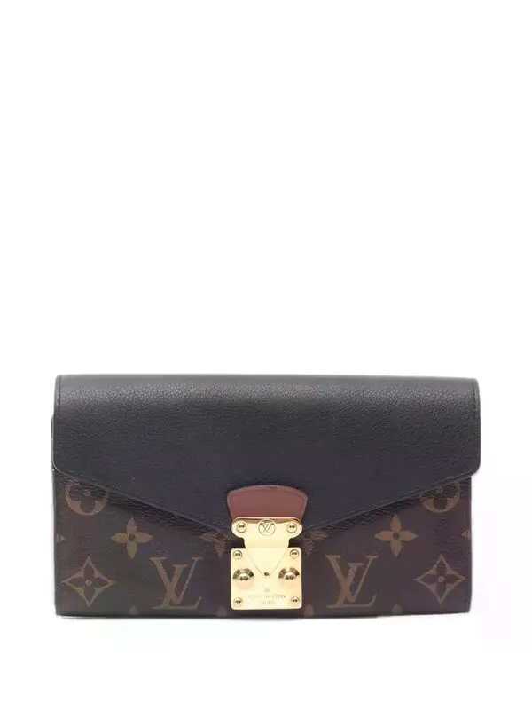 LOUIS VUITTON 2017 Pallas Monogram Wallet