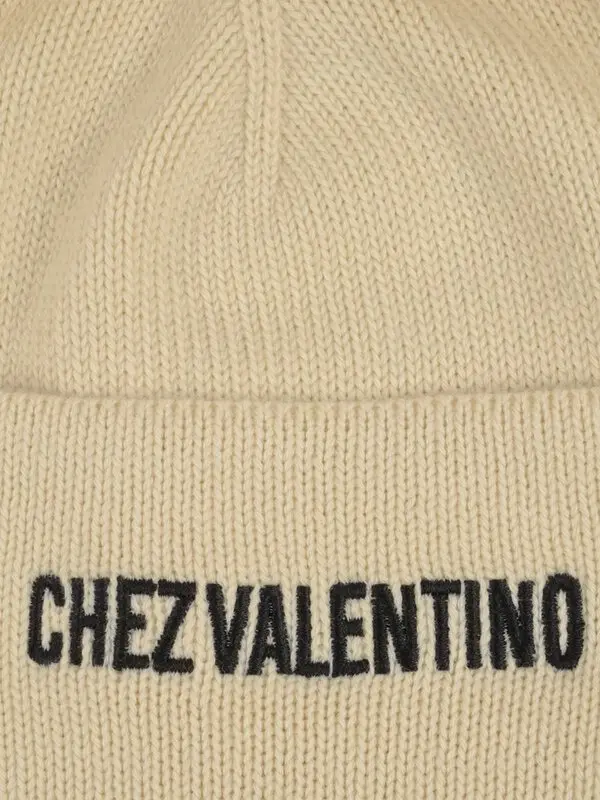 Valentino Garavani Beanie | Knitted | Cotton And Wool / Chez Embr