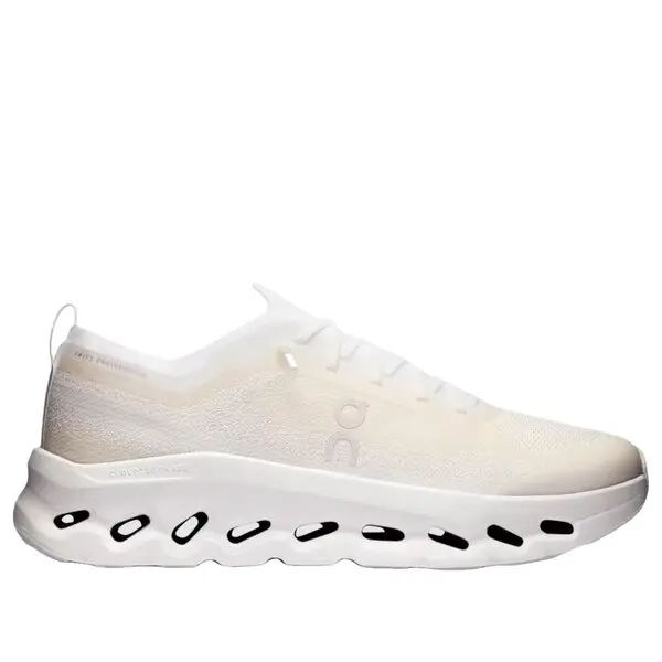 On X Zendaya Cloudtilt Moon 'white Frost