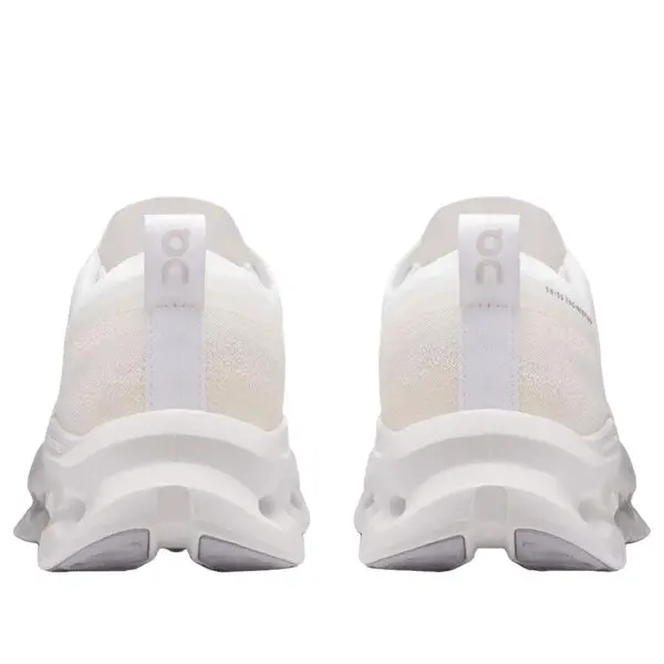 On X Zendaya Cloudtilt Moon 'white Frost
