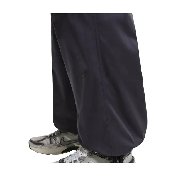 Nike Mid-rise Woven Cargo Pants