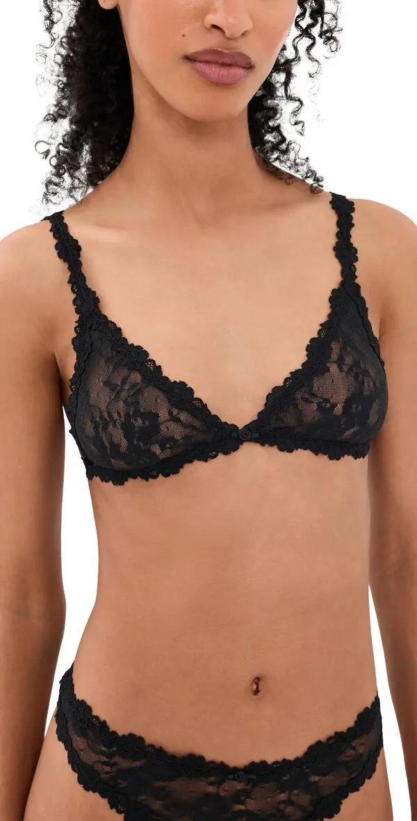 SKIMS Stretch Lace Triangle Bralette