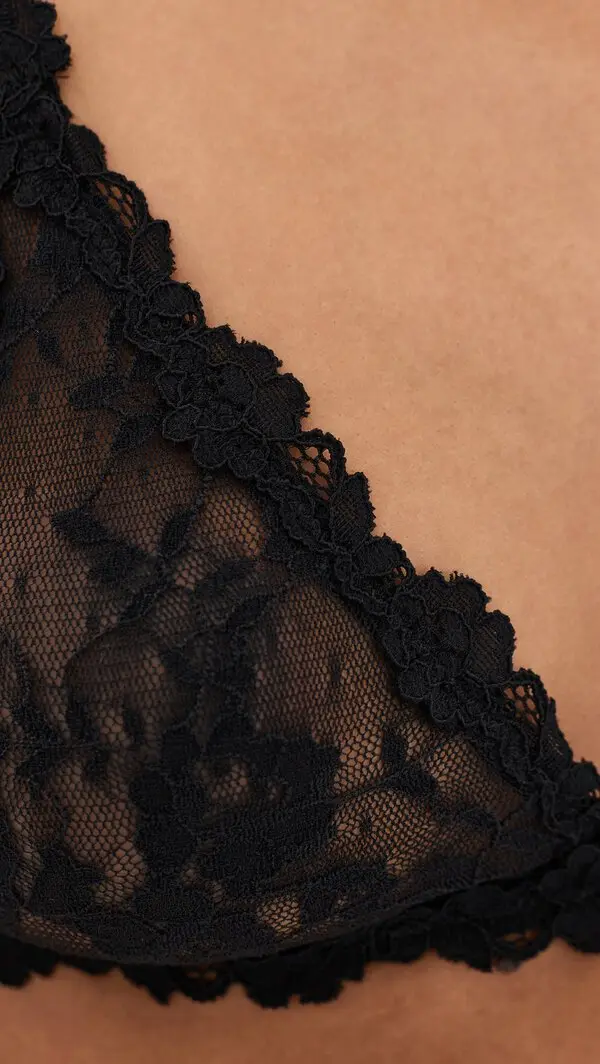 SKIMS Stretch Lace Triangle Bralette