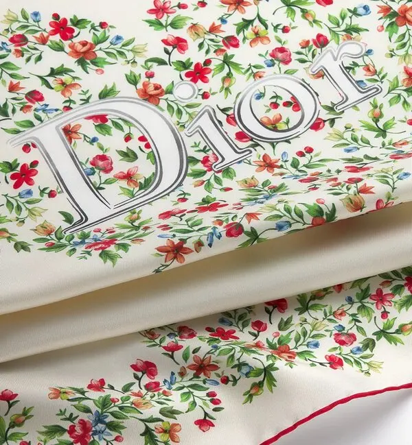 Dior Dioramour Floral Heart 90 Square Scarf