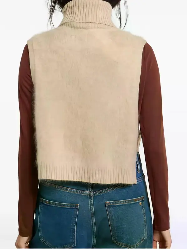 Maison123 Button-tab Roll-neck Vest