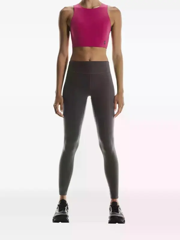 On Core 2-in-1 Crop Top