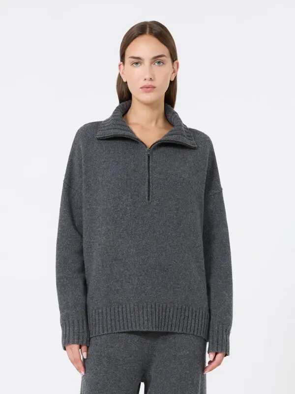 Max Mara Cashmere Yarn High-neck Sweater