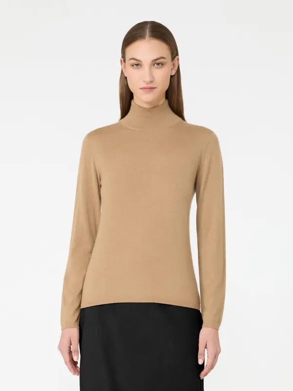 Max Mara Cashmere Yarn Polo-neck Sweater
