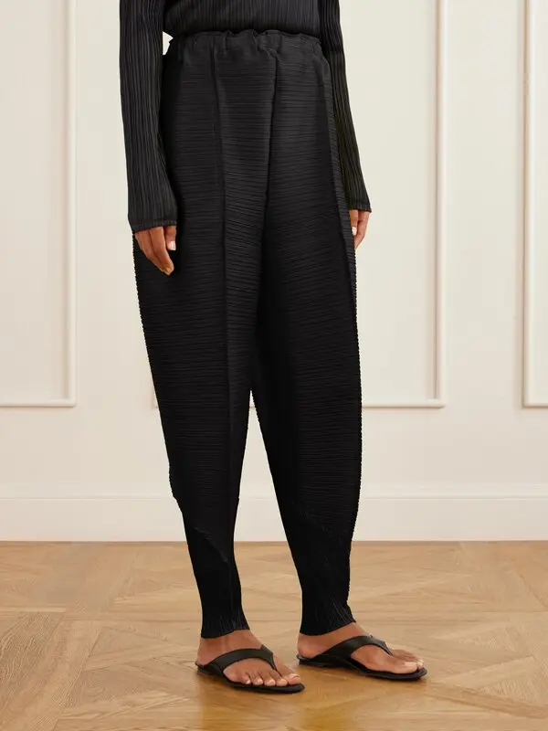 Issey Miyake Cocoon Plissé Tapered Pants