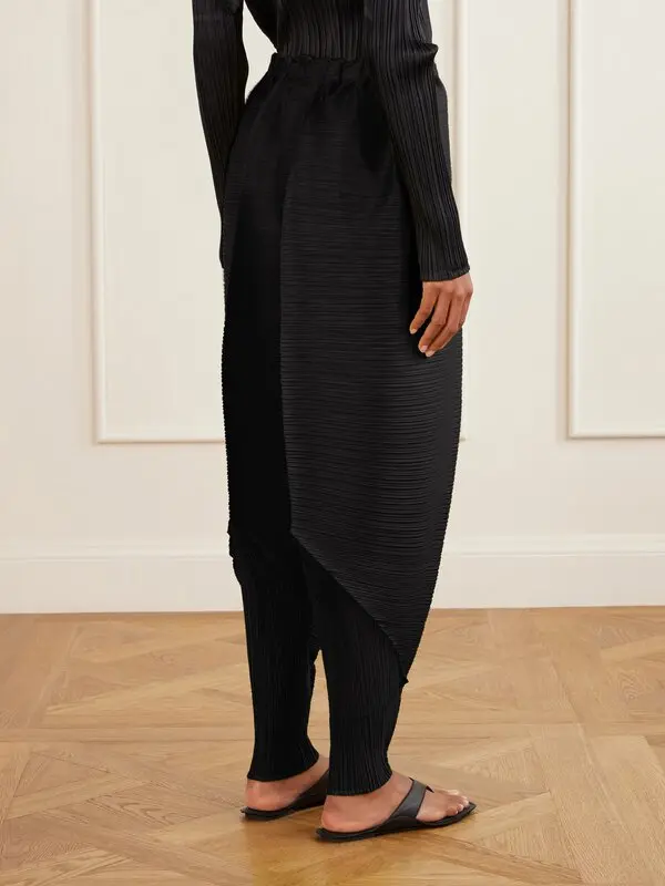 Issey Miyake Cocoon Plissé Tapered Pants