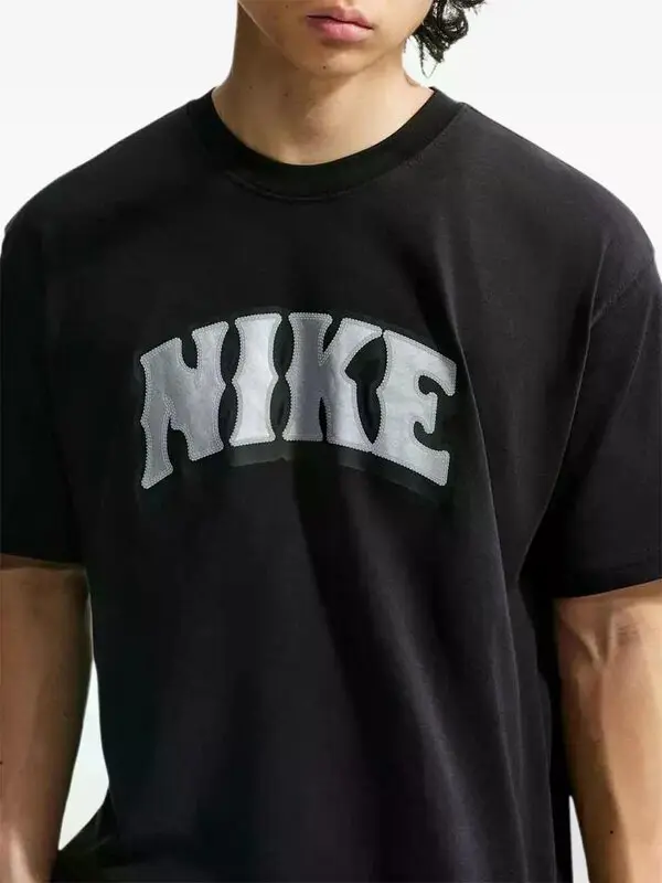 Nike Logo-print T-shirt - Black