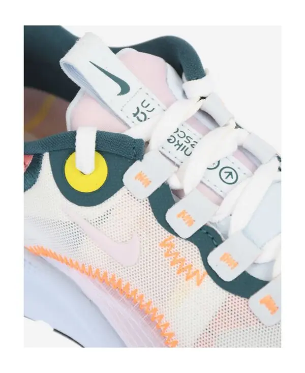 Nike React Escape Run Professional Sneakers