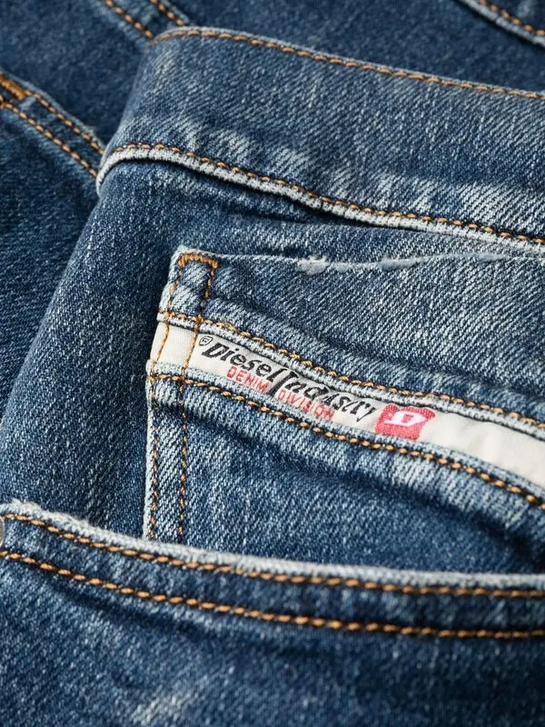 DIESEL® Logo Patch 2005 D-fining Tapered Leg Jeans