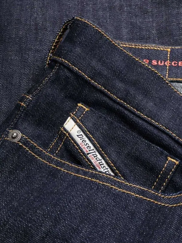 DIESEL® 2005 D-fining Slim-cut Jeans