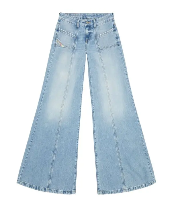 DIESEL® D-akii Bootcut Flared Jeans