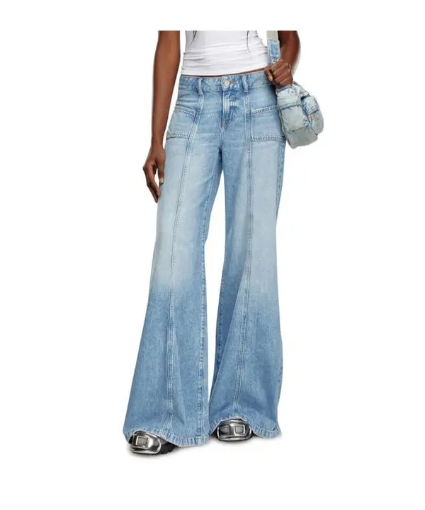 DIESEL® D-akii Bootcut Flared Jeans