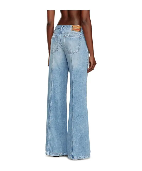 DIESEL® D-akii Bootcut Flared Jeans