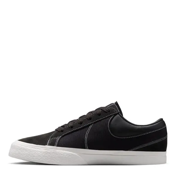 Nike Mixed-material Low-top Sneaker
