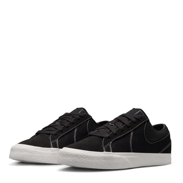 Nike Mixed-material Low-top Sneaker