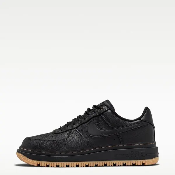 Nike Leather Low-top Sneaker