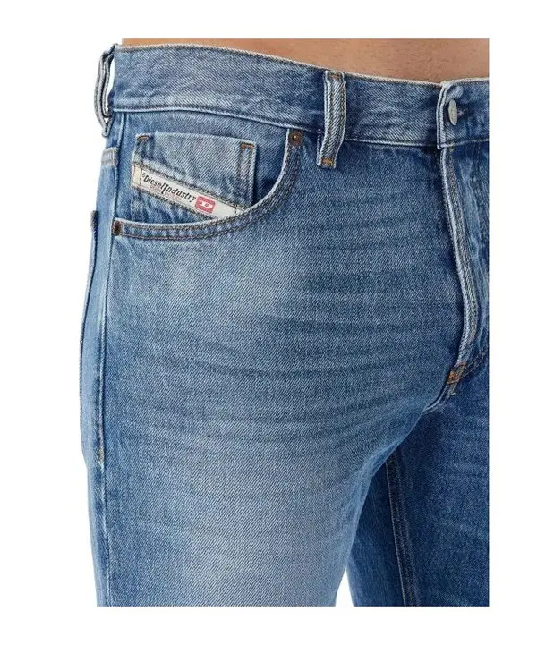 DIESEL® 1995 Mid-rise Straight Leg Jeans