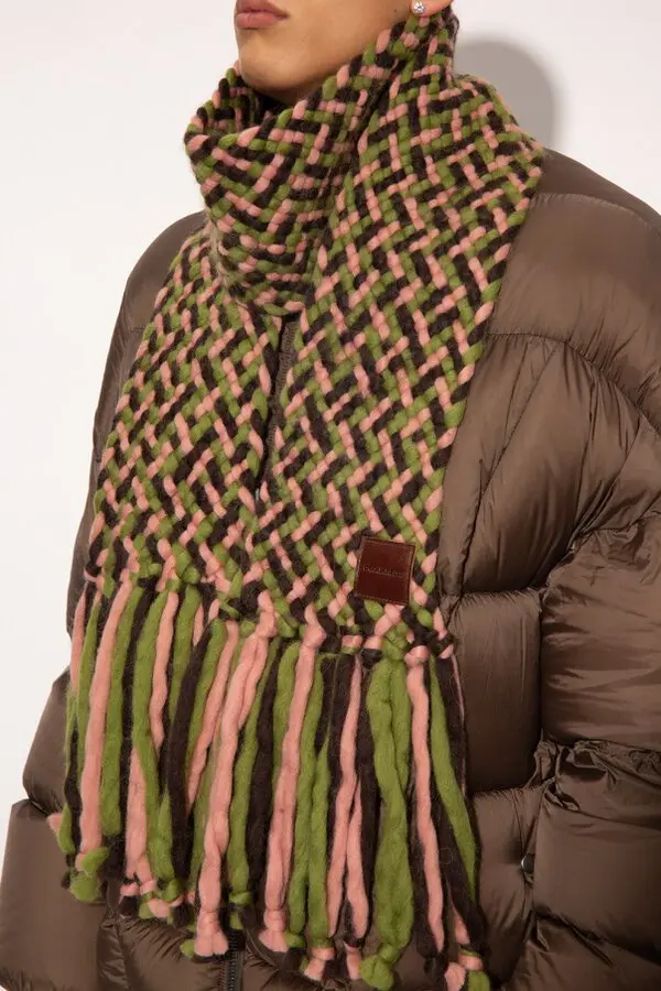 Dsquared2 Logo-patch Knitted Scarf