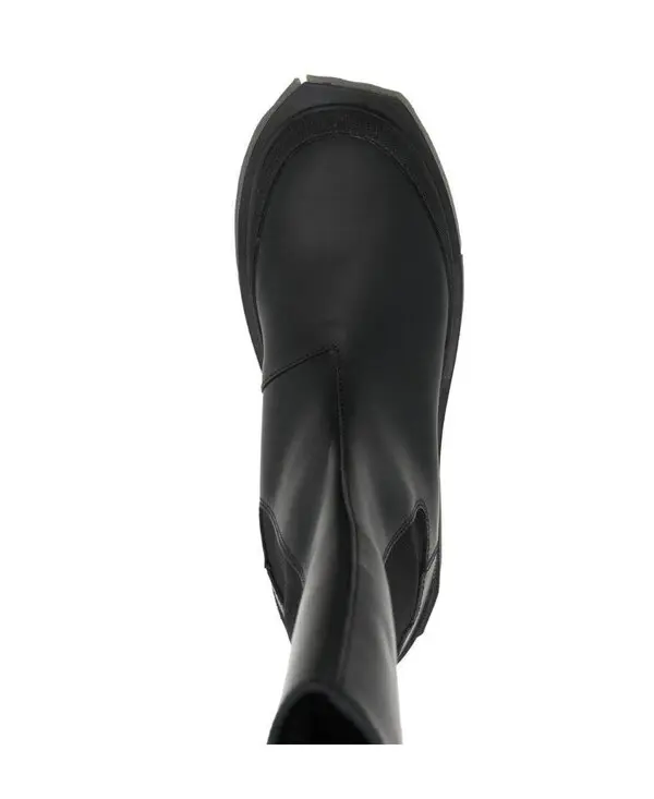 Off-White Round Toe Chelsea Boots