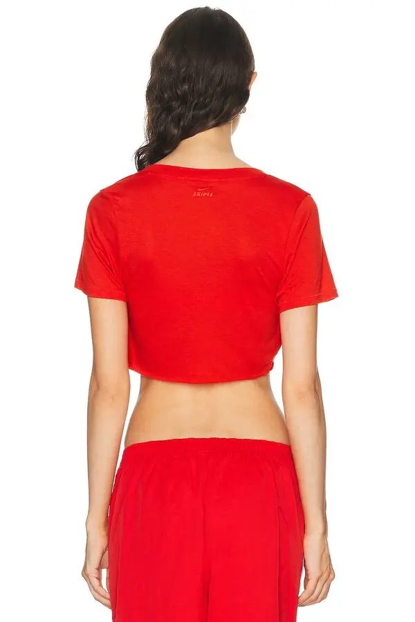 NIKESKIMS Performance Cotton V Neck Crop Top In Red