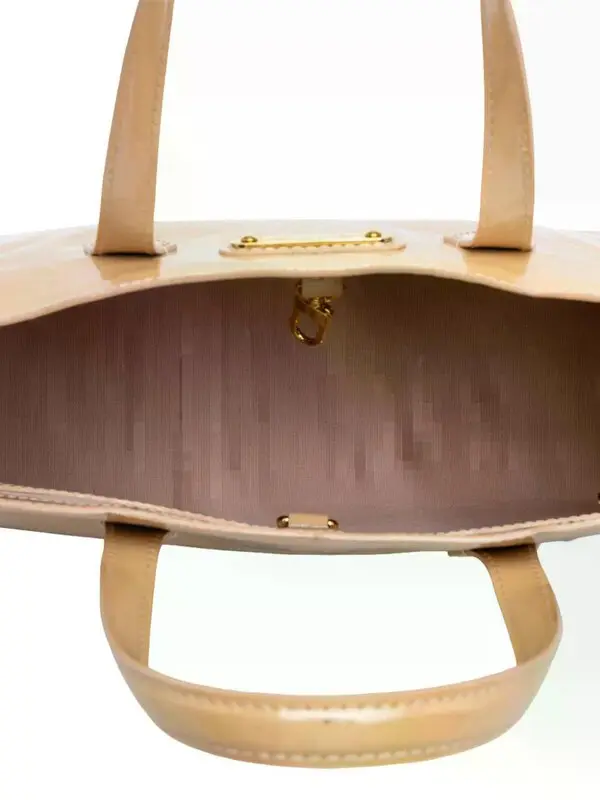 LOUIS VUITTON 2000-2026 Monogram Vernis Wilshire Pm Handbag