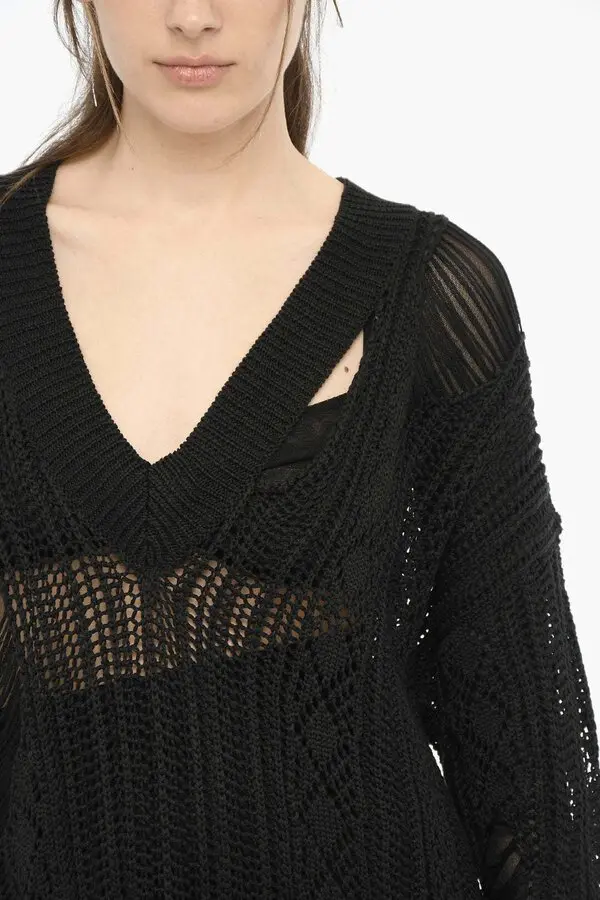 RAMAEL Maxi V-neck Top