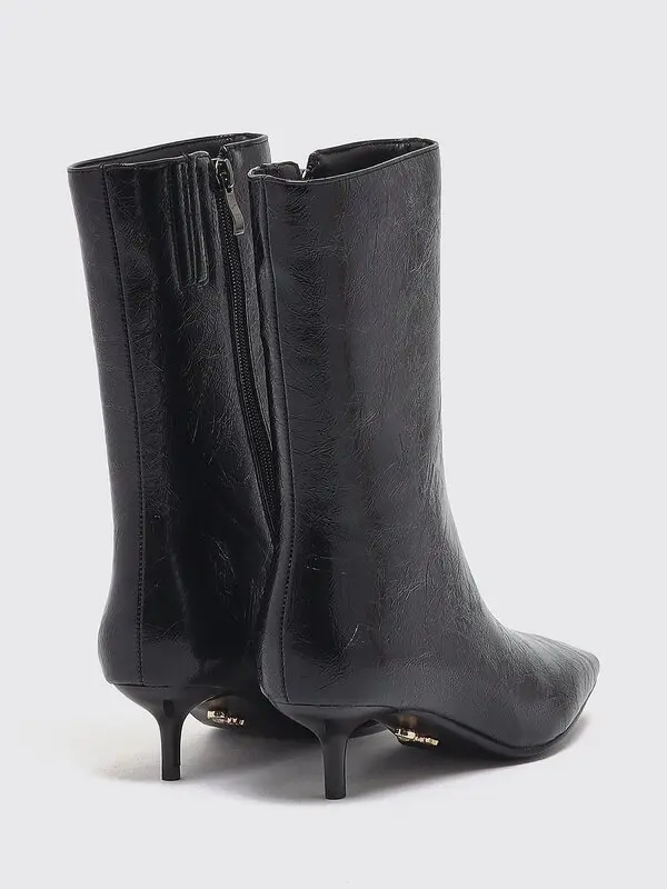 TWENTY FOURHAITCH Flat Ankle Boot