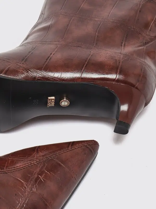 TWENTY FOURHAITCH Flat Ankle Boot