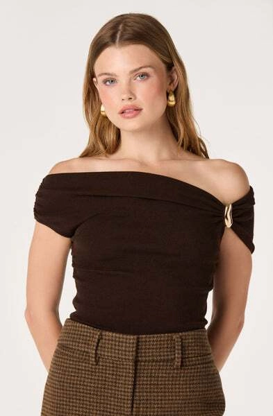 Astr The Label Lesley Knit Off Shoulder Top