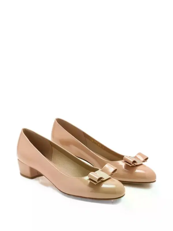 FERRAGAMO Vara Pumps