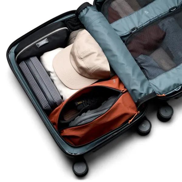 Bellroy Transit Wheeled Carry On Suitcase - Chalk
