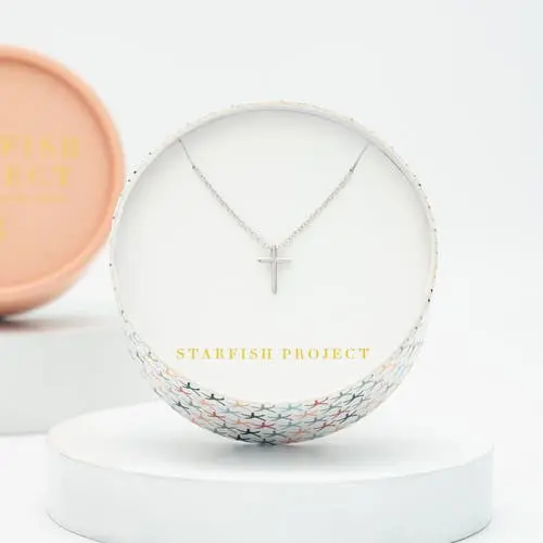 STARFISH PROJECT Faithful Sterling Classic Cross Necklace