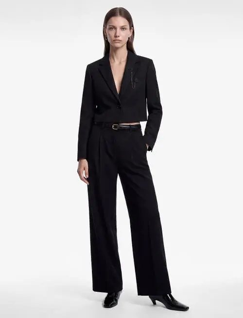 Koton Long Sleeve Notched Lapel Cropped Blazer With Brooch Detail - Black