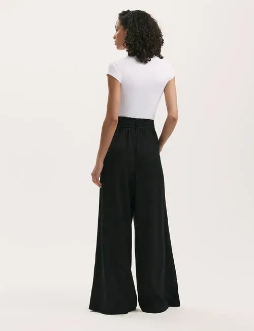 FINERY LONDON Athena Short Tie Waist Wide Pants