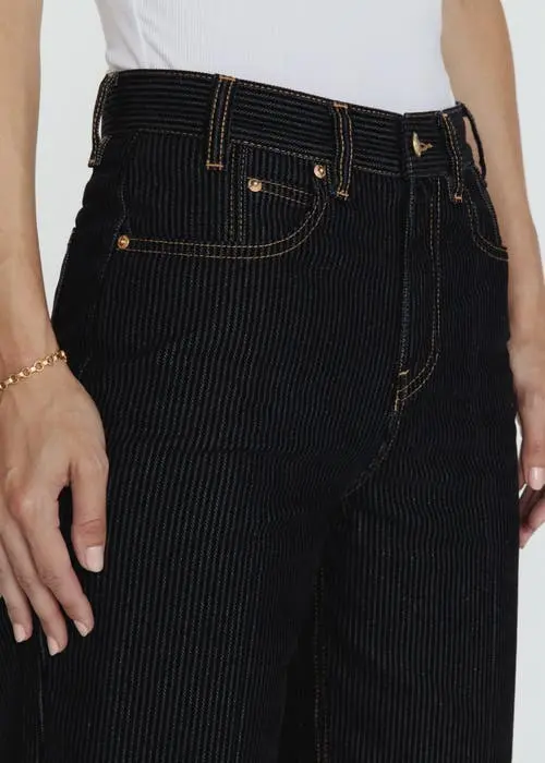 7 Diamonds Lumiere Straight Leg Jean