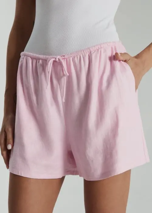 7 Diamonds Lana Linen Short - Light Pink