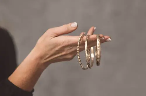 COLLECTION 1304 Aura Bangle