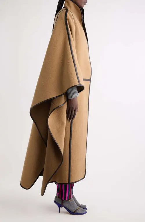 Chloé Iconic Soft Wool Blend Cape