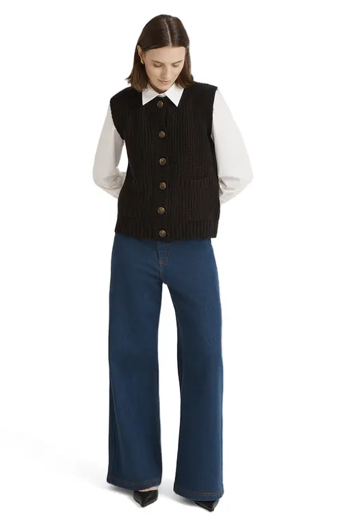 FINERY LONDON Janette Round Neck Sweater Vest - Black